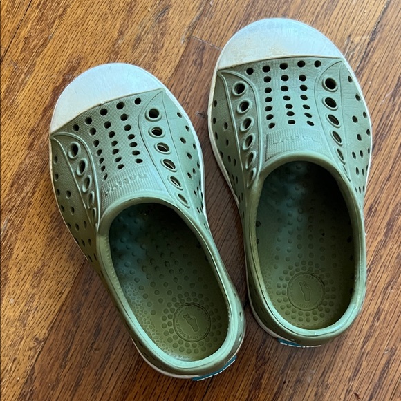 Native Shoes | Shoes | Native Jeffersons Olive Green Child 5 | Poshmark
